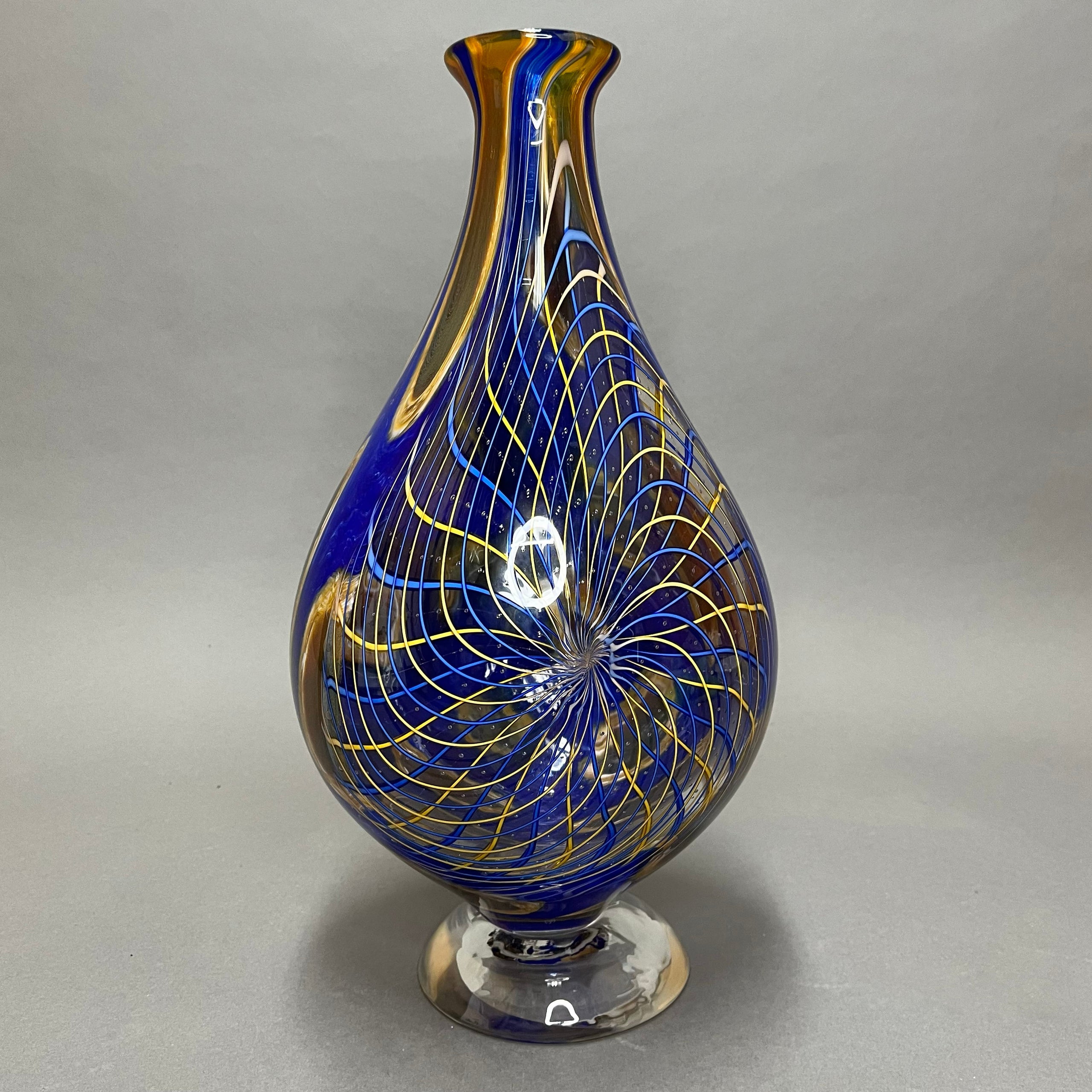 Blue & Gold Reticello Vase #93 | Decatur Glassblowing